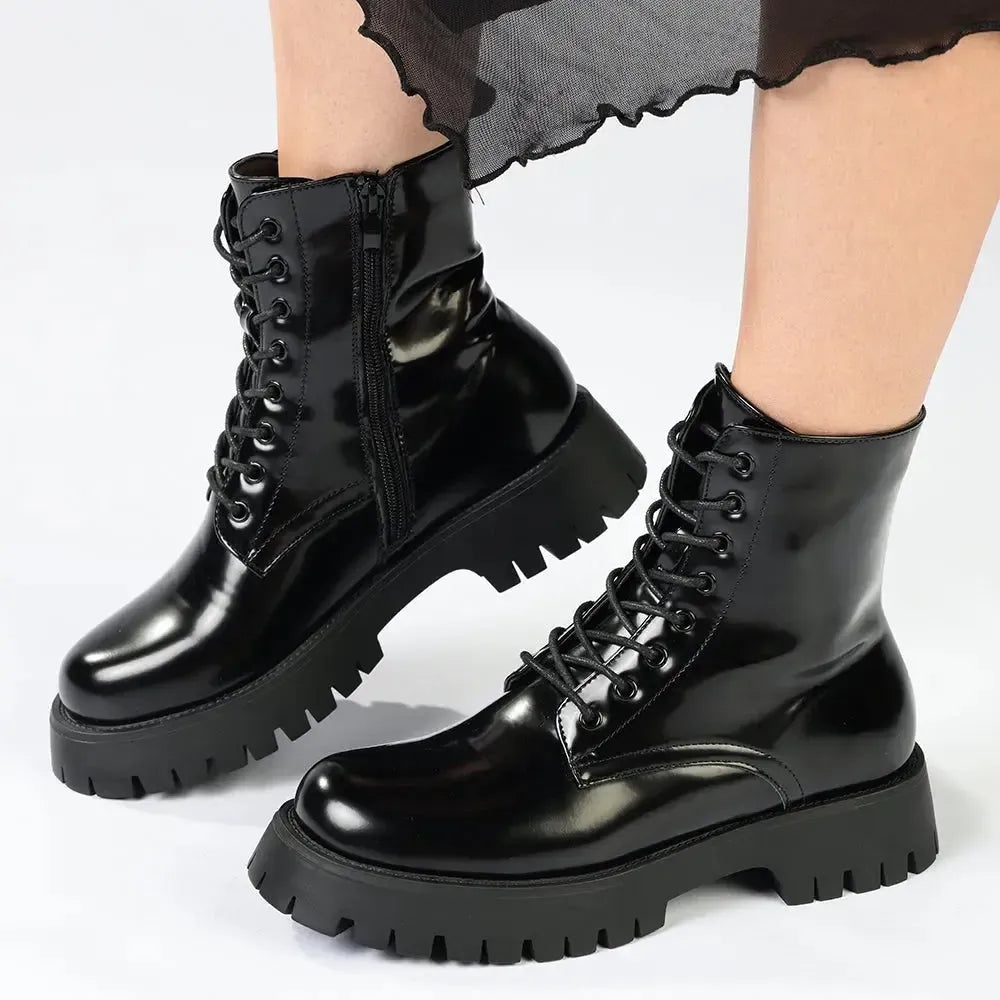 Madison Olwyn Boot - Black – Madison Heart of New York